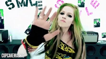 《smile》-高清电影-完整版在线观看